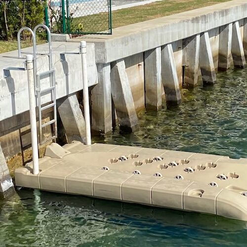 JetSLIDE: Slide-on jet ski floating dock (Standalone with 2 posts ...